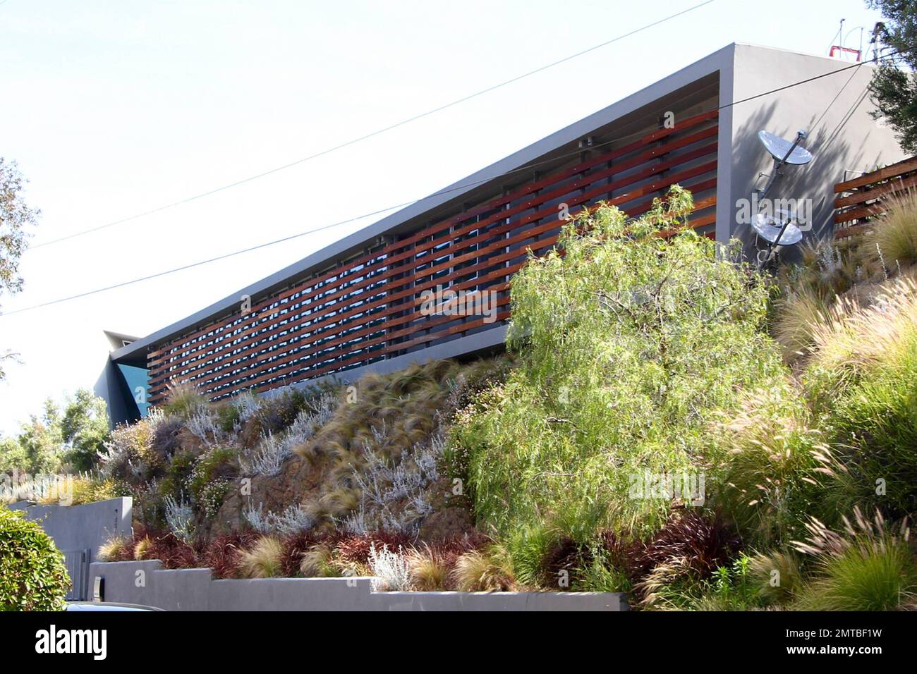Folded plate roof hi-res stock photography and images - Alamy