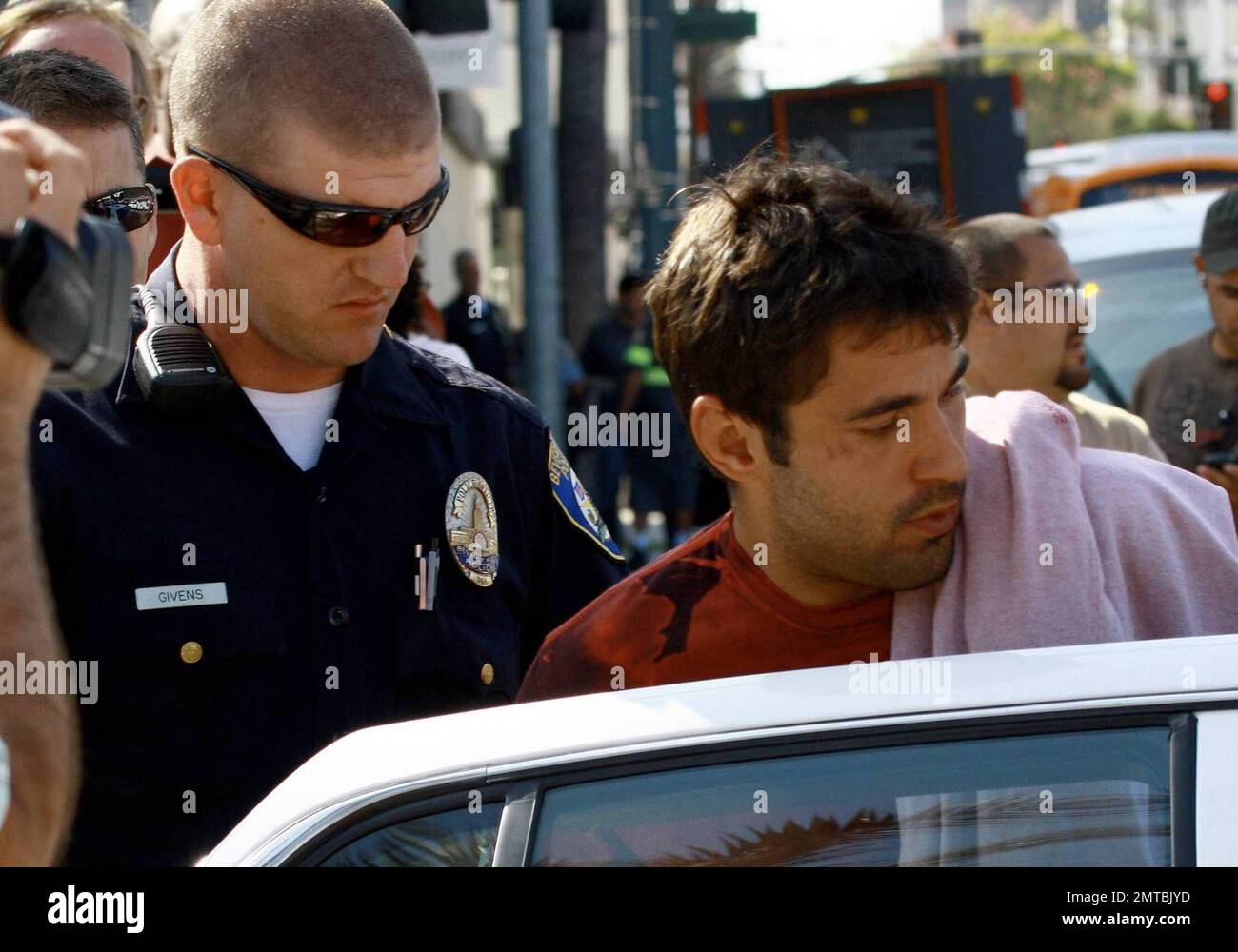 Police car behind another vehicle hi-res stock photography and images ...