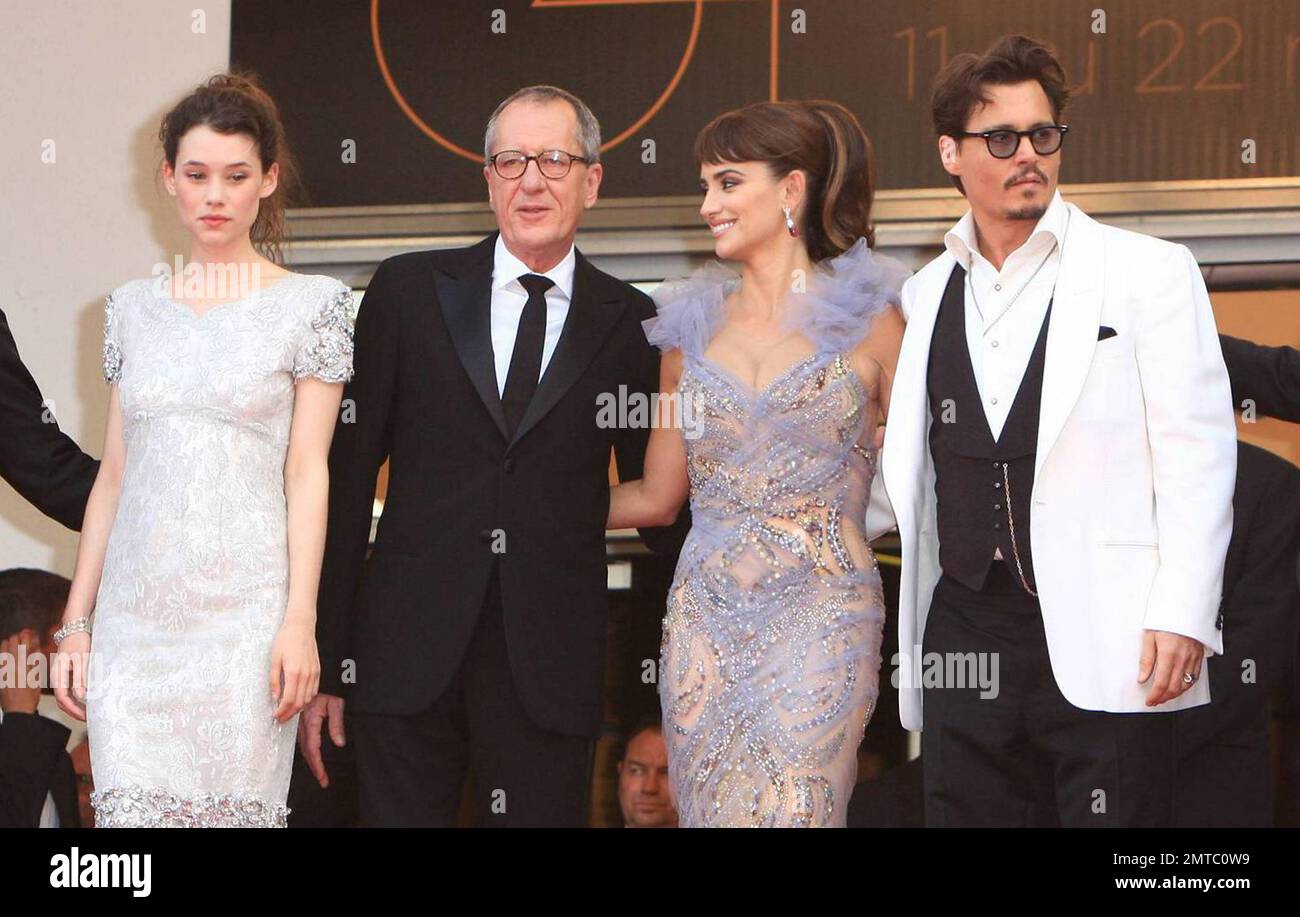 Astrid Berges-Frisbey, Geoffrey Rush, Penelope Cruz and Johnny Depp at ...