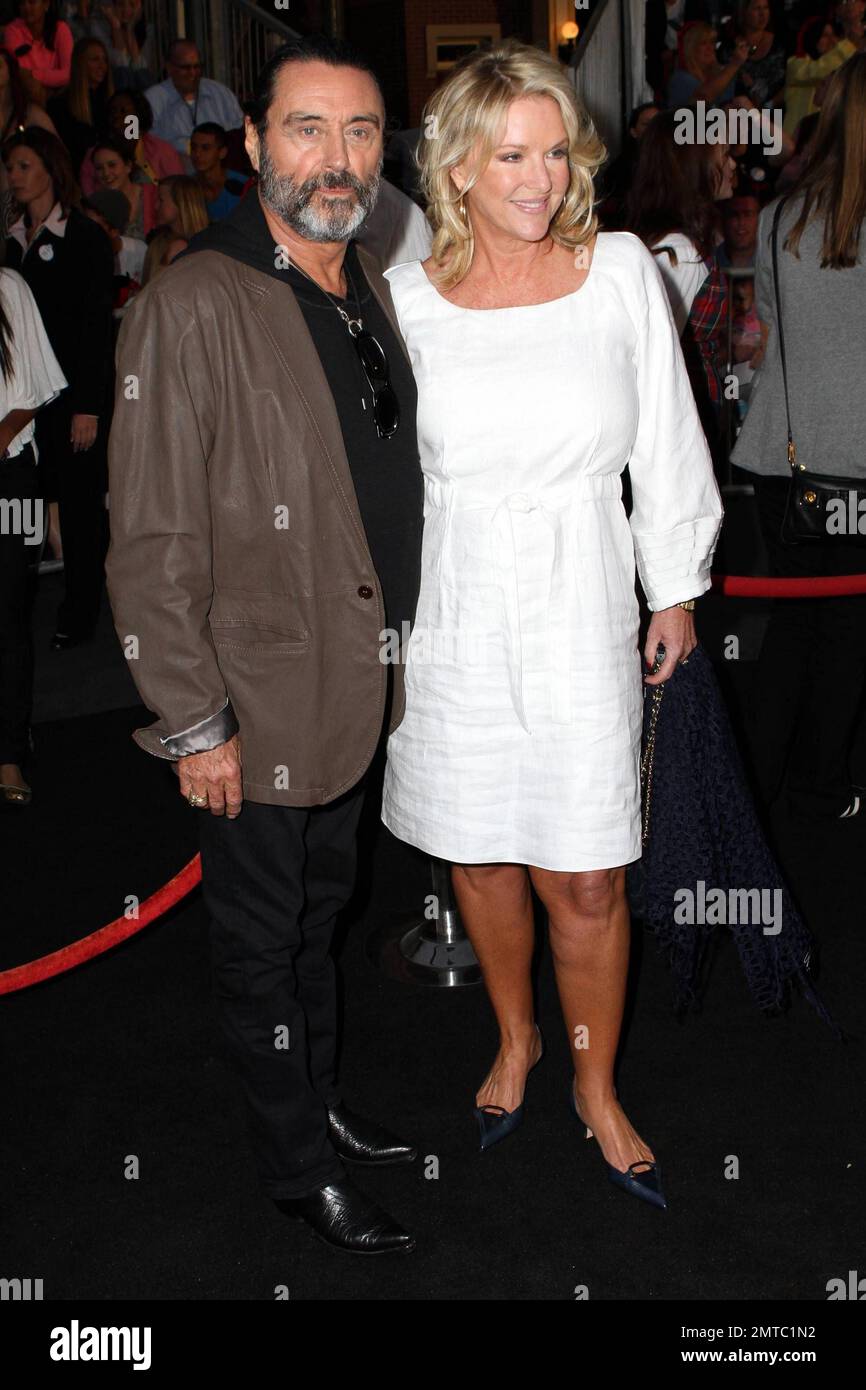 Ian McShane at the premiere of Pirates of the Caribbean: On Stranger ...