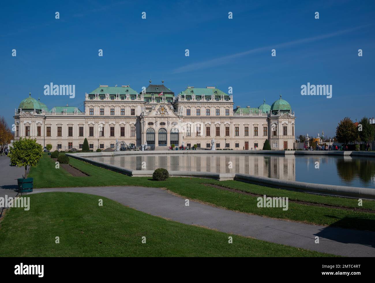 Palace stables hi-res stock photography and images - Alamy