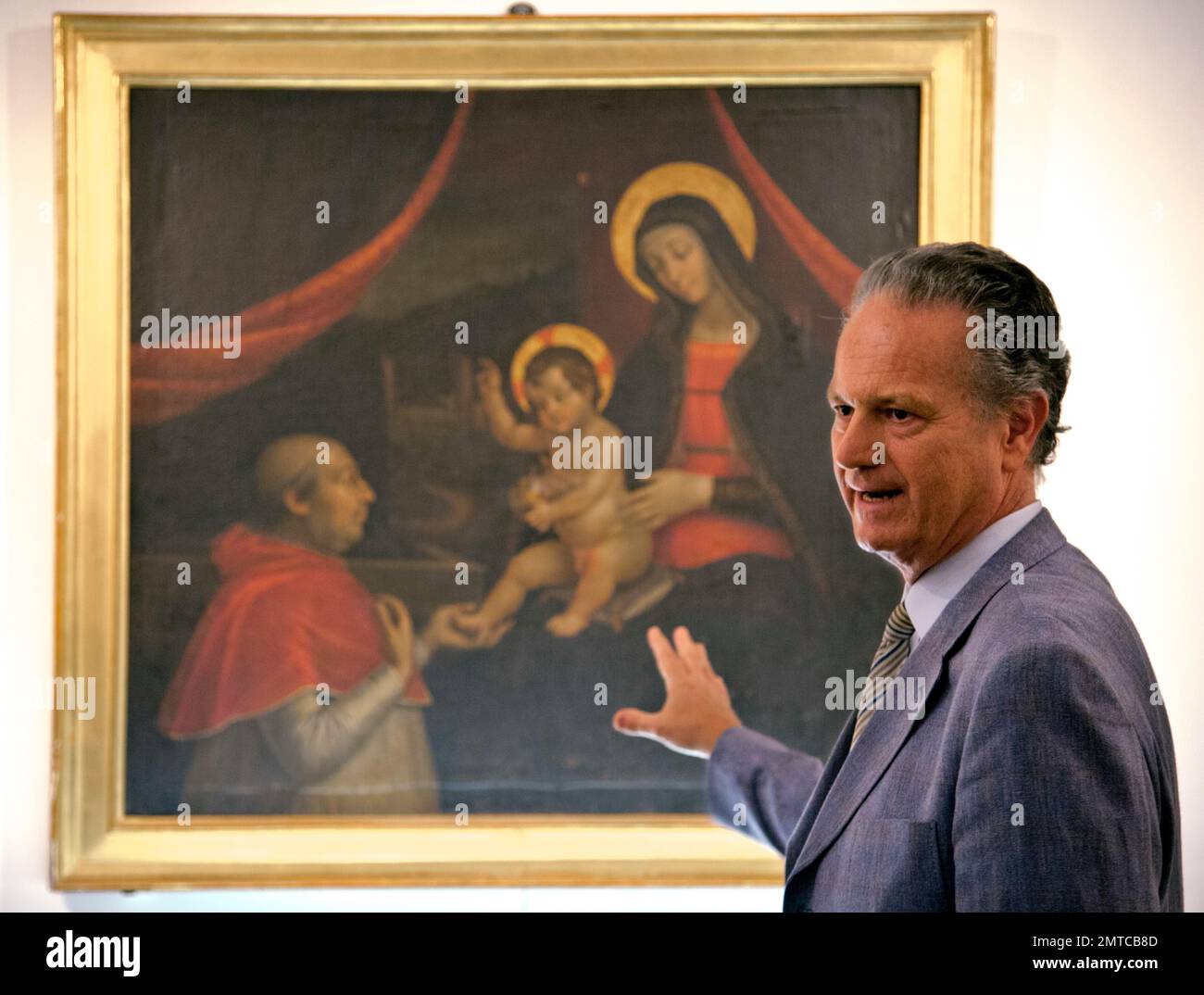 Former director of the Vatican Museums Francesco Buranelli speaks in ...