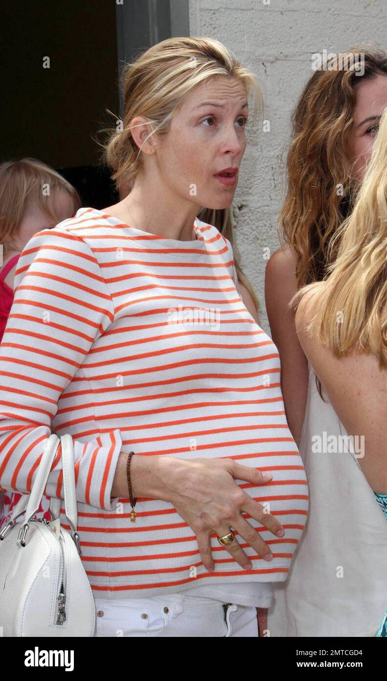 "Gossip Girl's" Kelly Rutherford attended the Preganancy Awareness ...