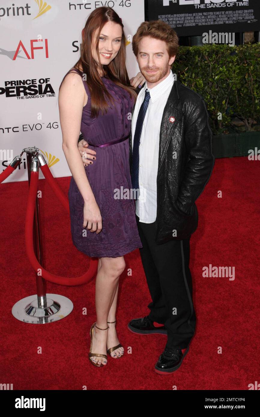 Seth Green and Clare Grant walk the red carpet at the Los Angeles ...