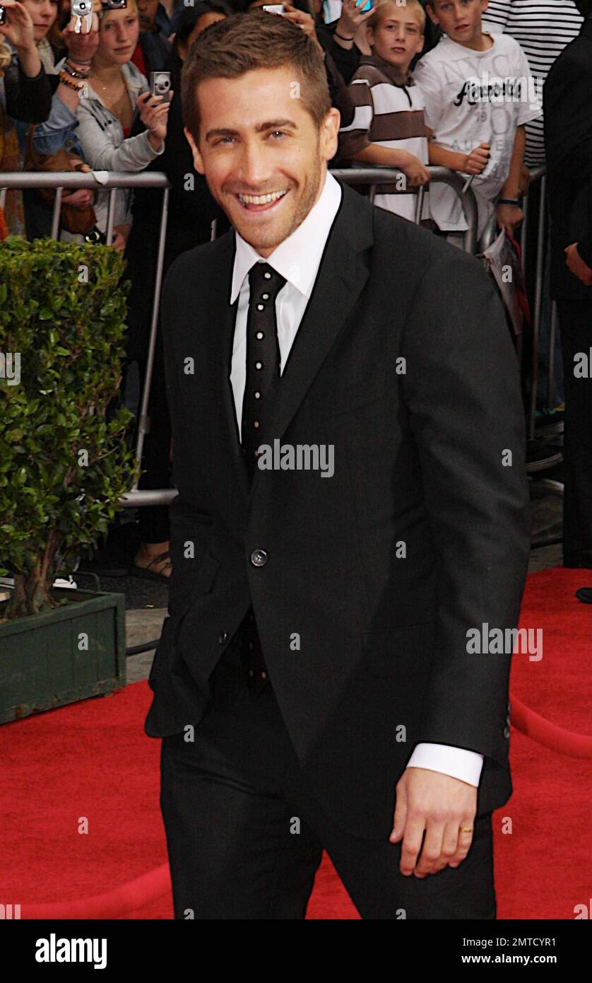 Actor Jake Gyllenhaal goofs around and has a great time as he walks the ...