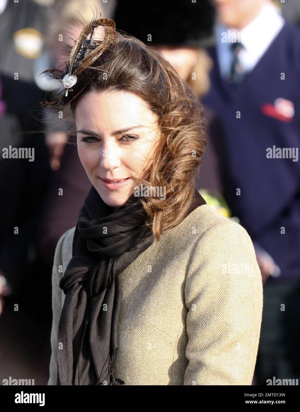 Prince William and Kate Middleton make an appearance at a lifeboat ...