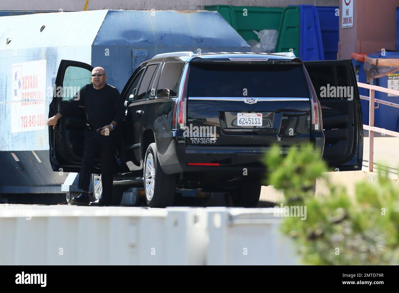 Security guard unconscious hi-res stock photography and images - Alamy