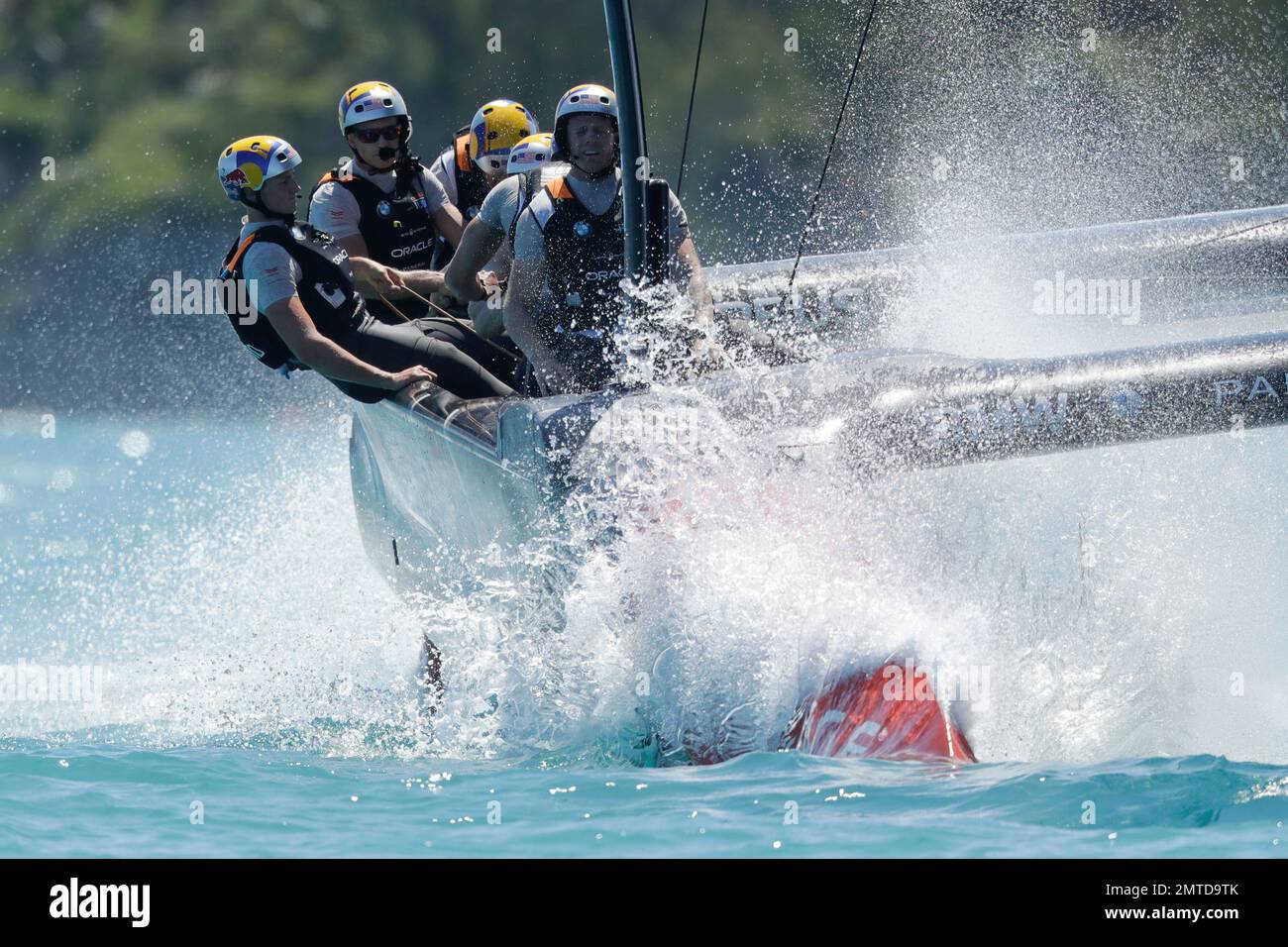 Oracle Team USA finish their race behind Emirates Team New Zealand in ...