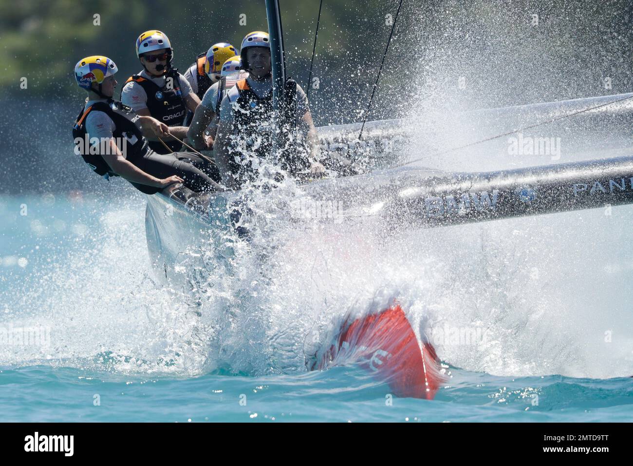 Oracle Team USA finish their race behind Emirates Team New Zealand in ...