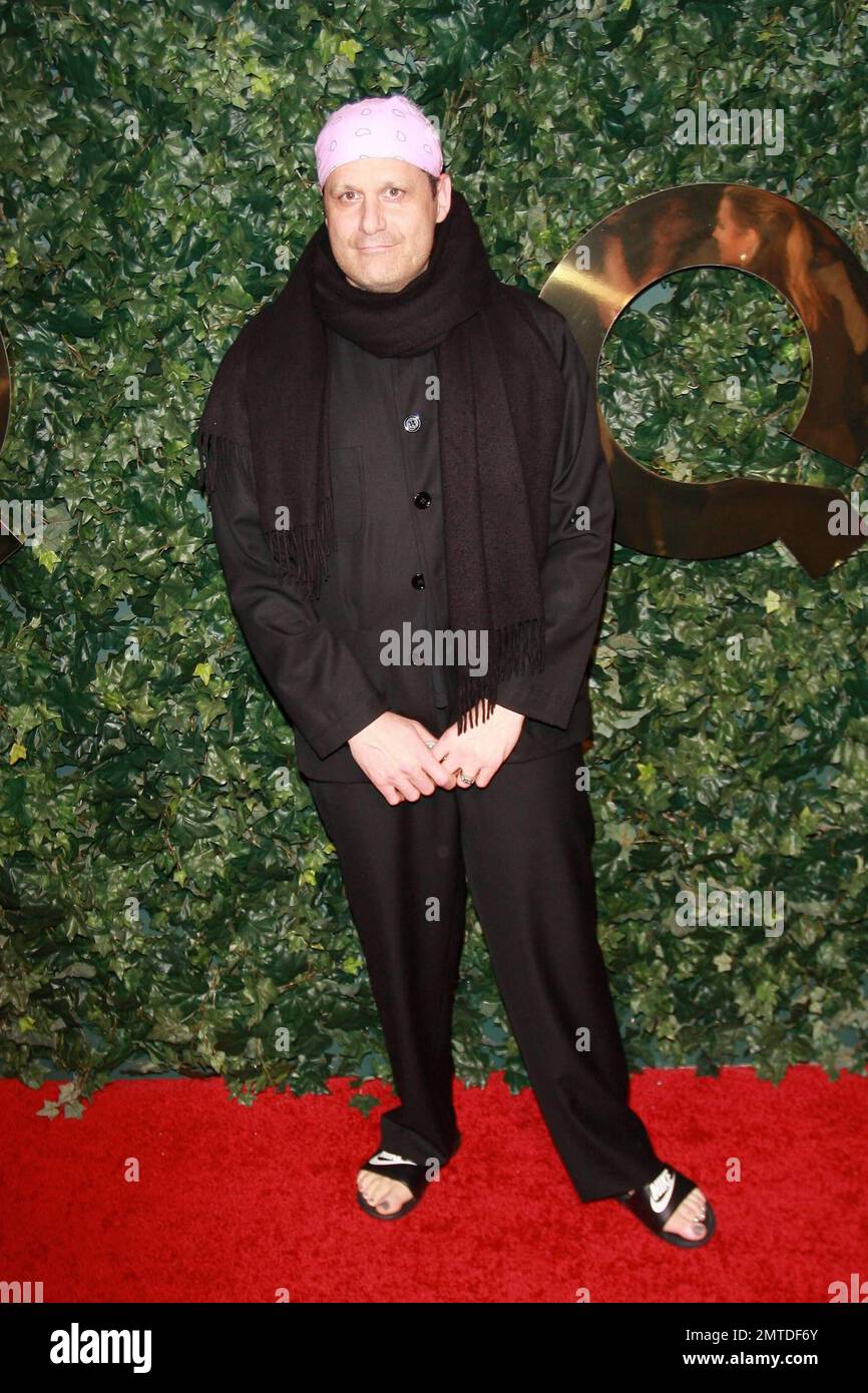 Isaac Mizrahi walks the red carpet at the QVC Red Carpet Style ...