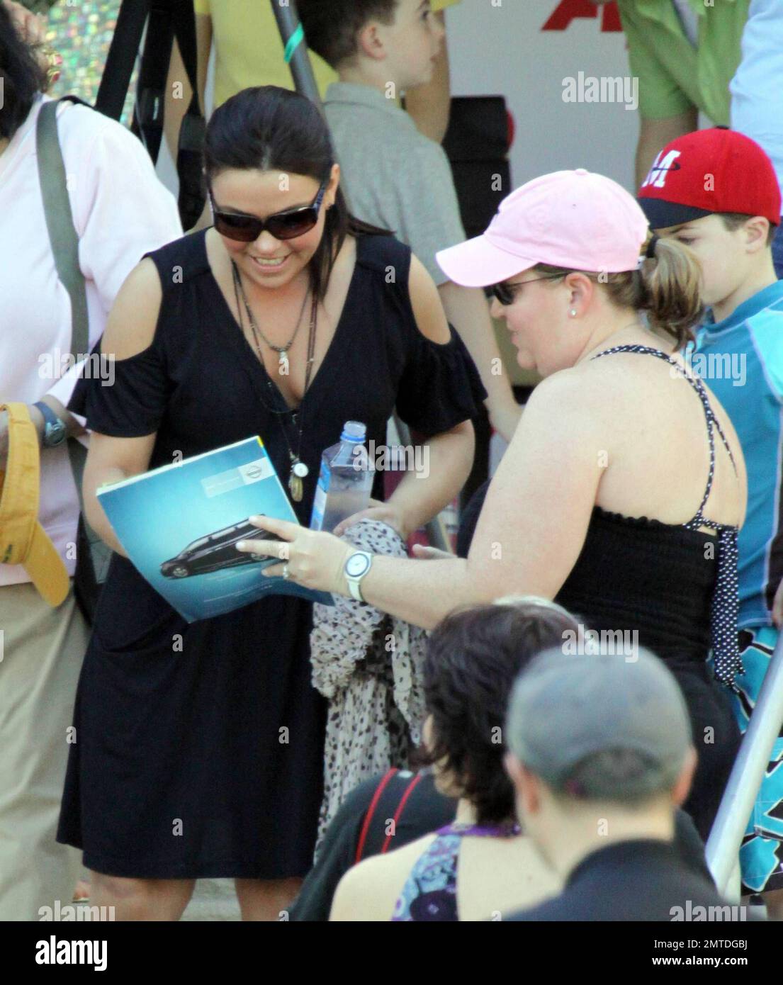 EXCLUSIVE!! Celebrity Chef, Rachael Ray, got a surprise from one of her ...