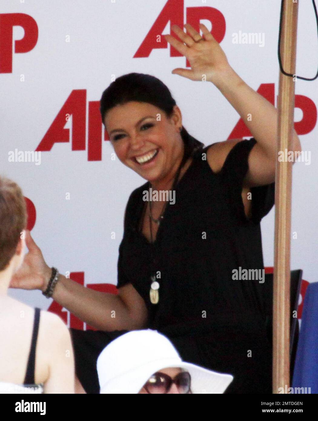 EXCLUSIVE!! Celebrity Chef, Rachael Ray, got a surprise from one of her ...