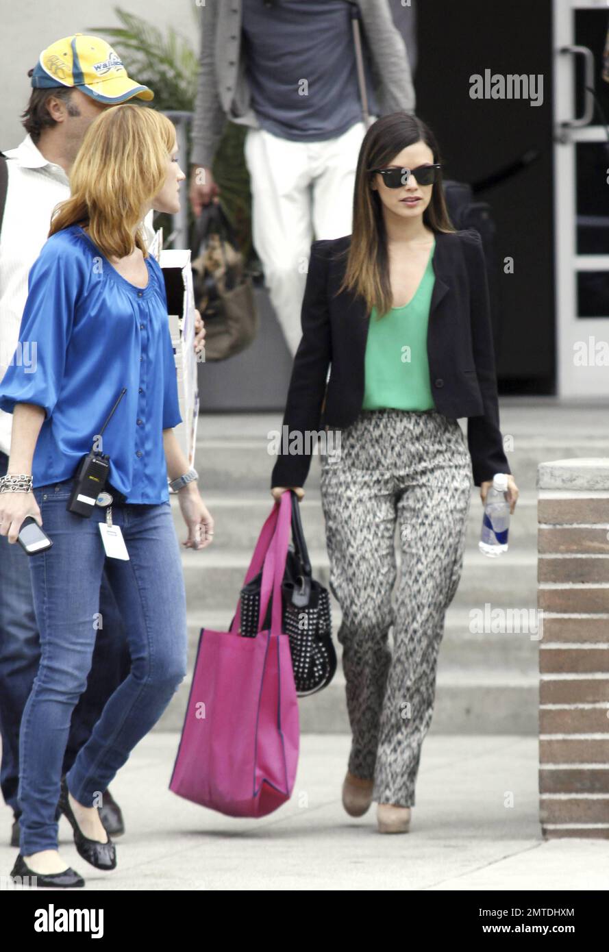 EXCLUSIVE!! Actress Rachel Bilson leaves the "Chelsea Lately" studios ...