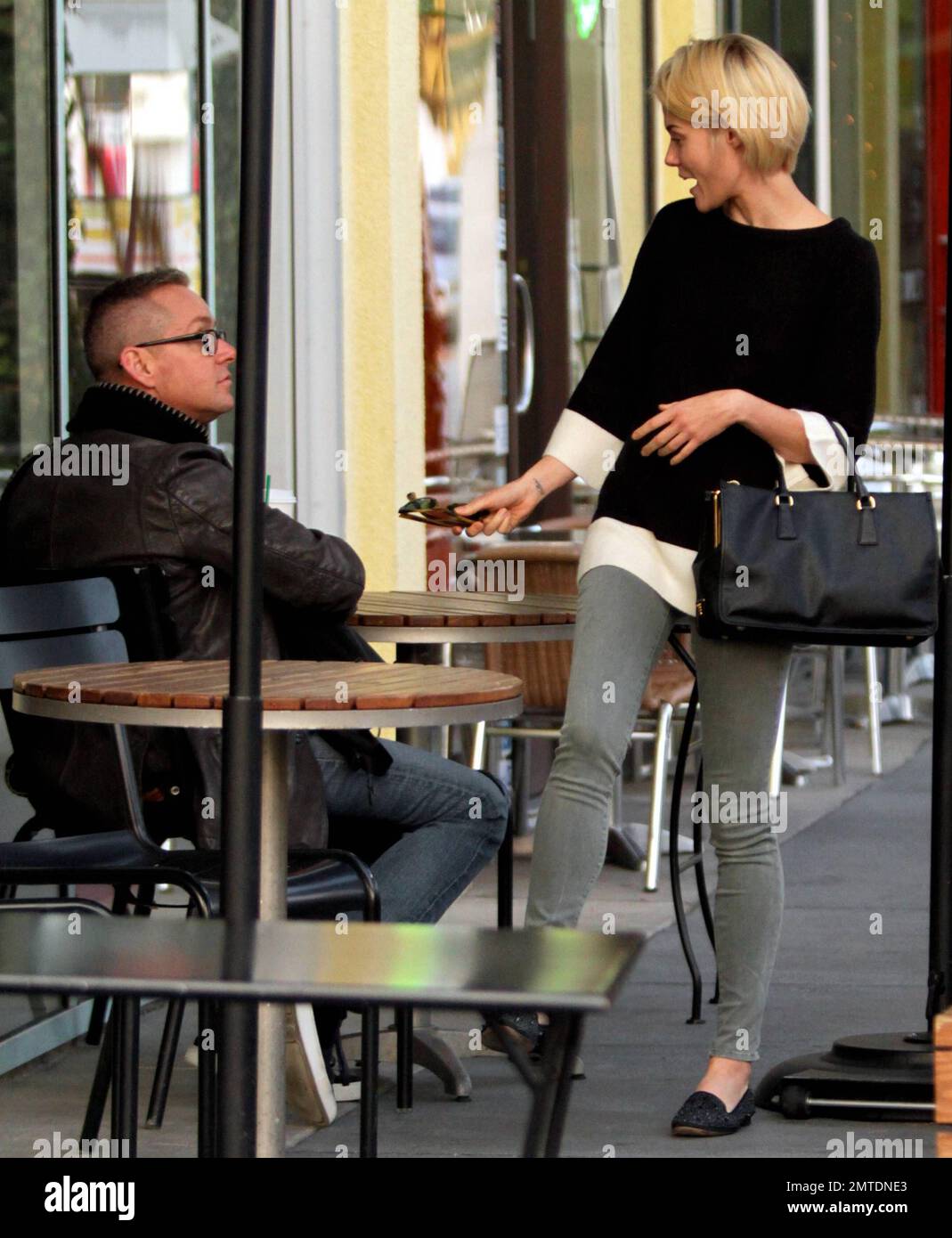 EXCLUSIVE!! Australian actress and model Rachael Taylor was spotted ...