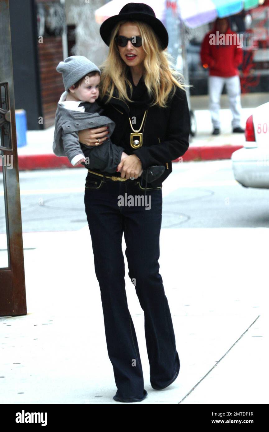 Stylist Rachel Zoe wears all black as she strolls with son Skyler while ...