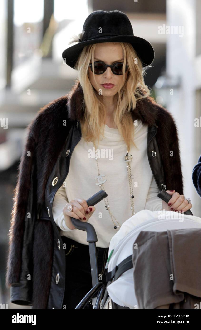 EXCLUSIVE!! Stylist to the stars Rachel Zoe and husband Rodger Berman ...