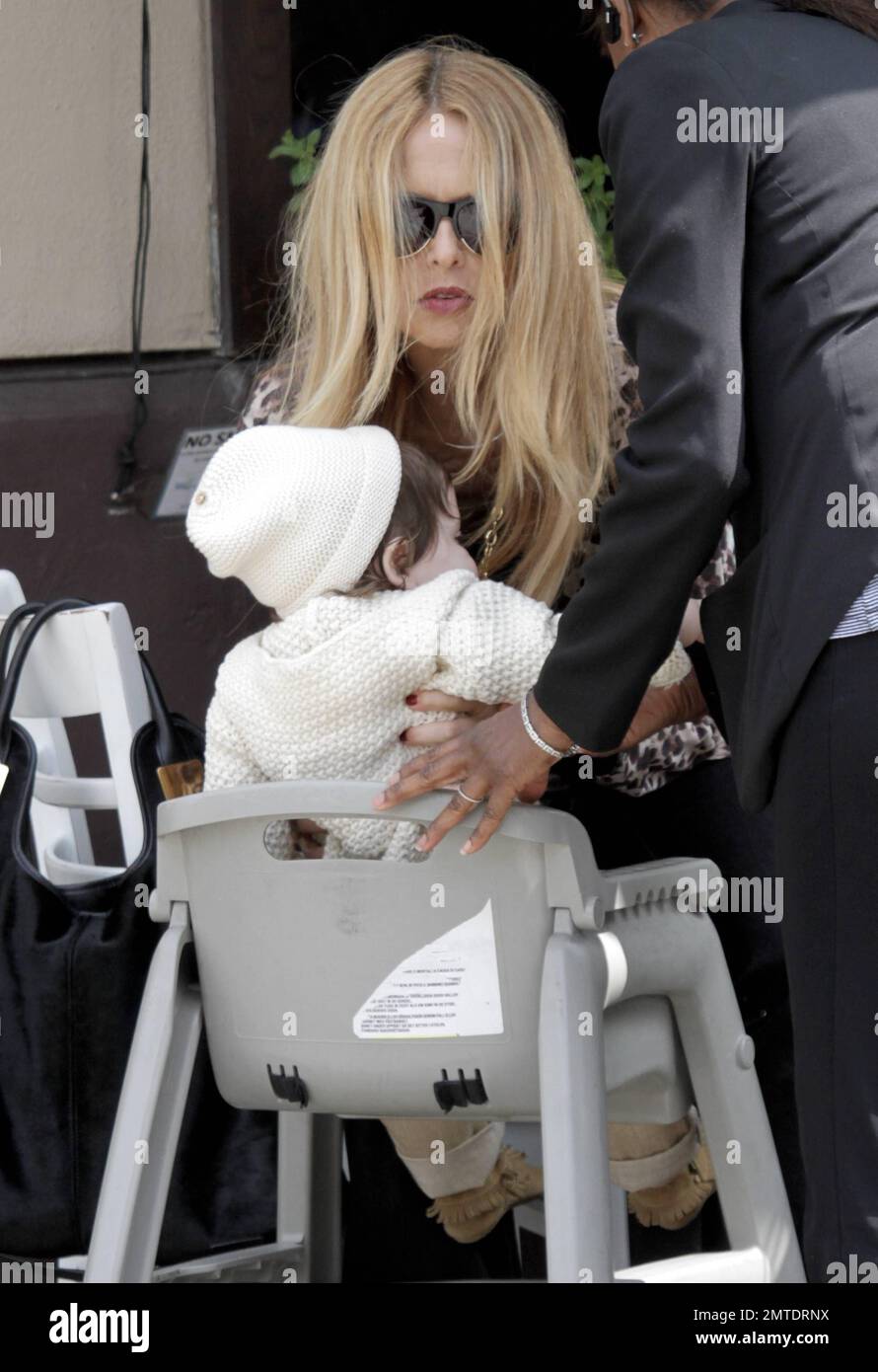 Fashion stylist to the stars Rachel Zoe was seen having lunch at Toast ...