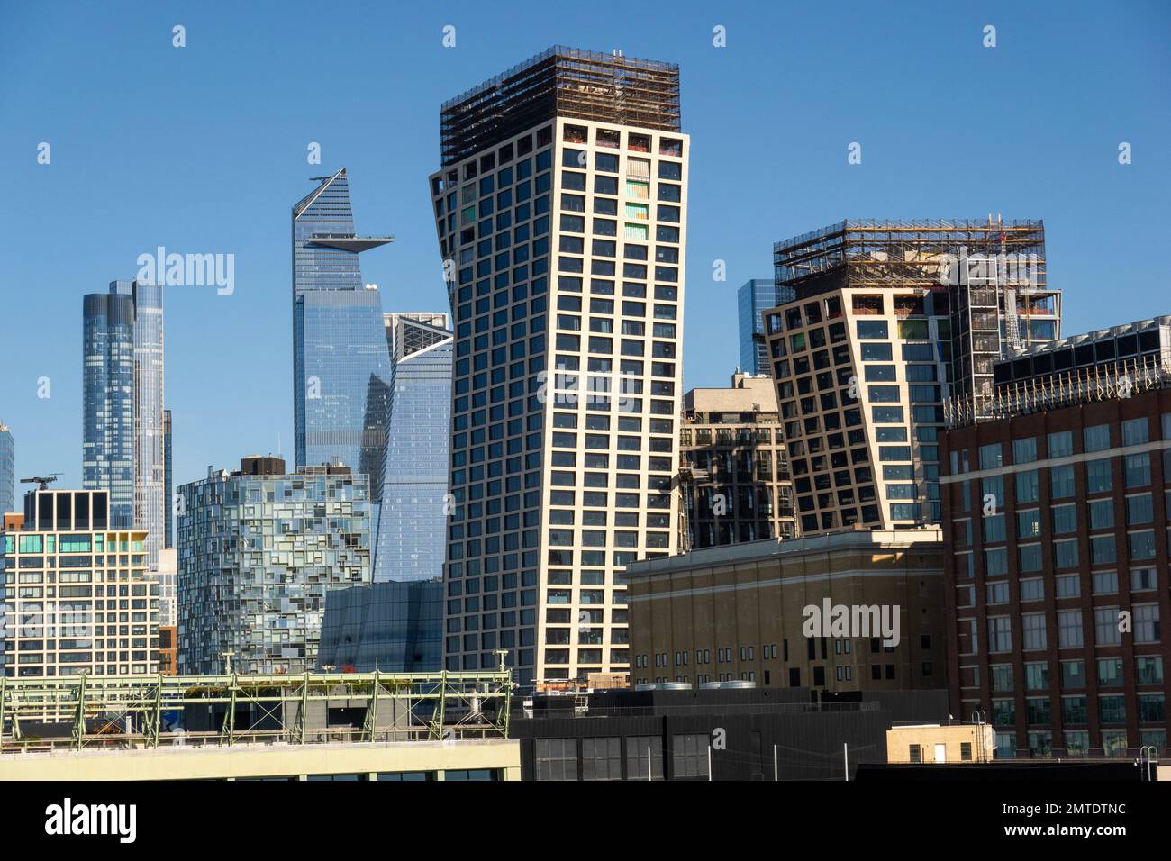Jean Nouvel building and the Edge platform as seen from the Little ...