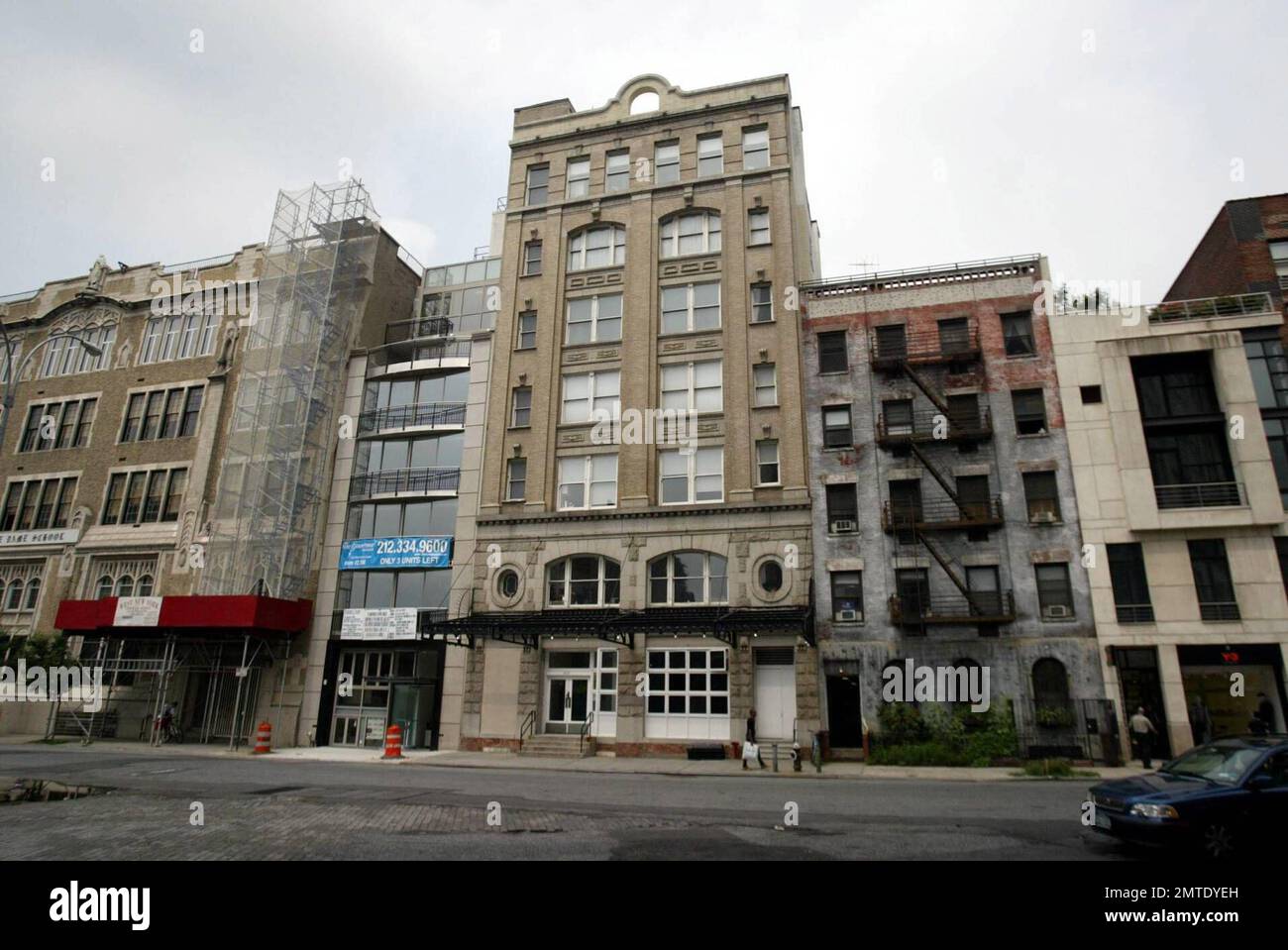 Actor Ralph Fiennes has reportedly purchased a 1,220-square-foot ...