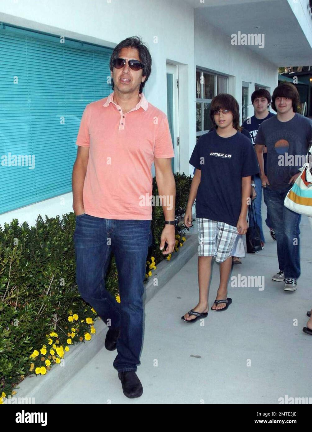 - Ray Romano hangs out in Malibu greeting fans and admiring motor bikes ...