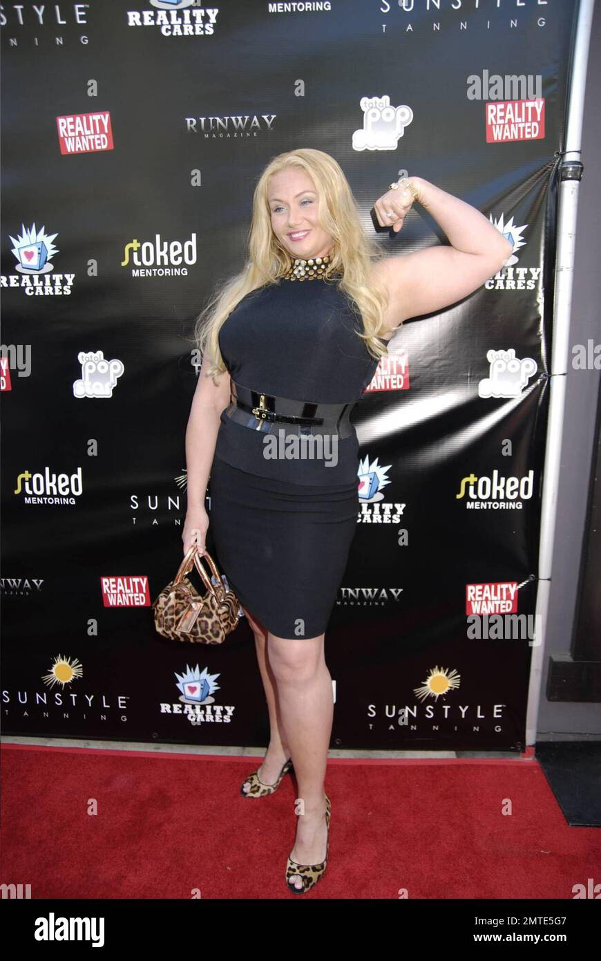 "American Gladiators" star Robin "Hellga" Coleman arrives at the Sunstyle, Reality Cares and ...