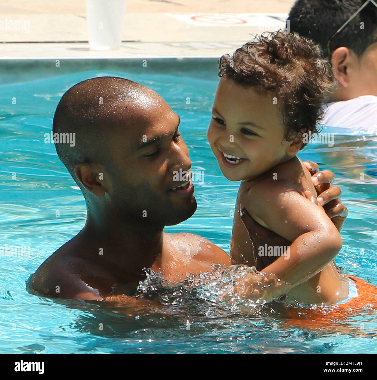 Caroline Receveur and her boyfriend Valentin Lucas look like they are ...