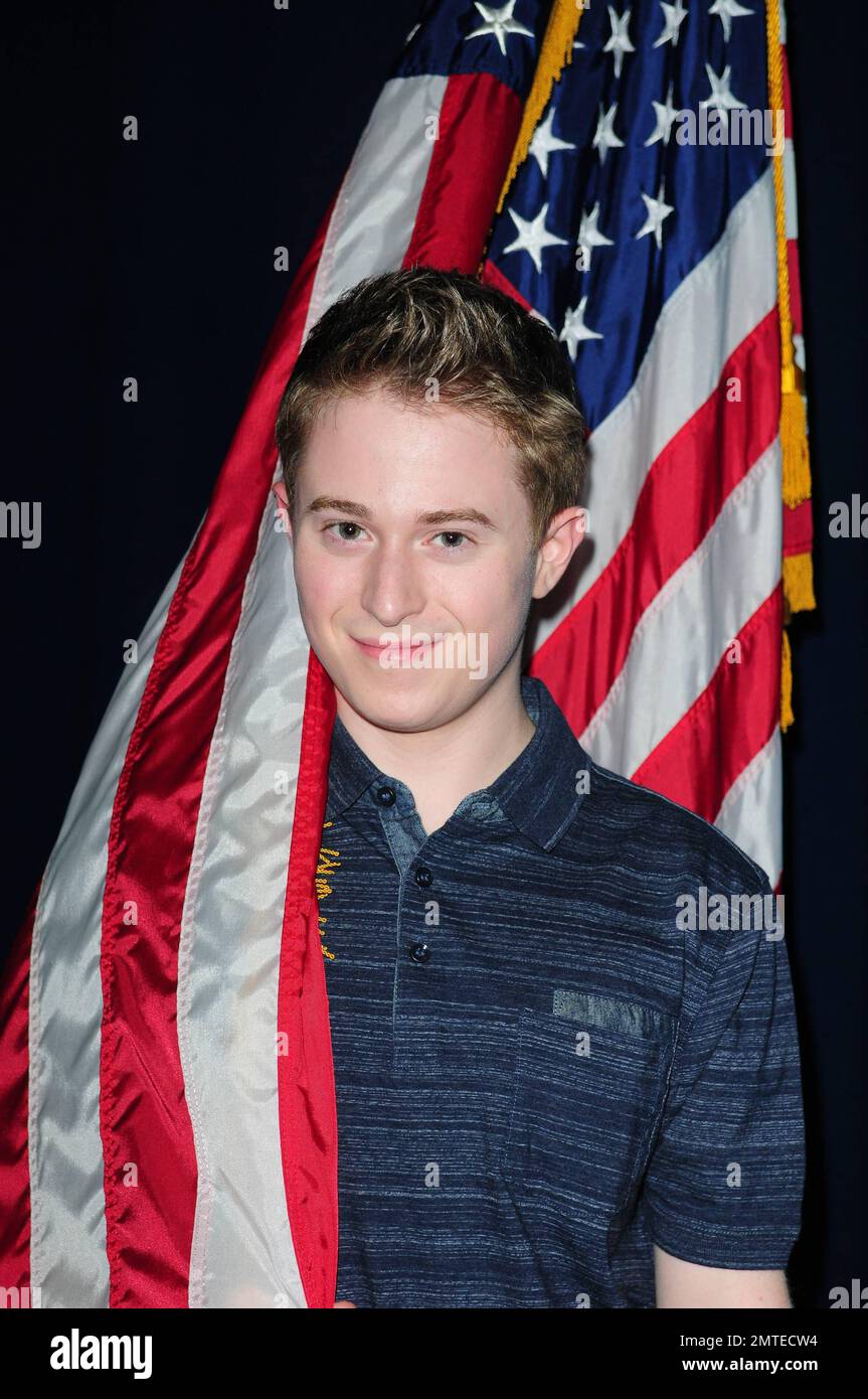 'iCarly' star Reed Alexander visits the opening of the 2012 Summer ...