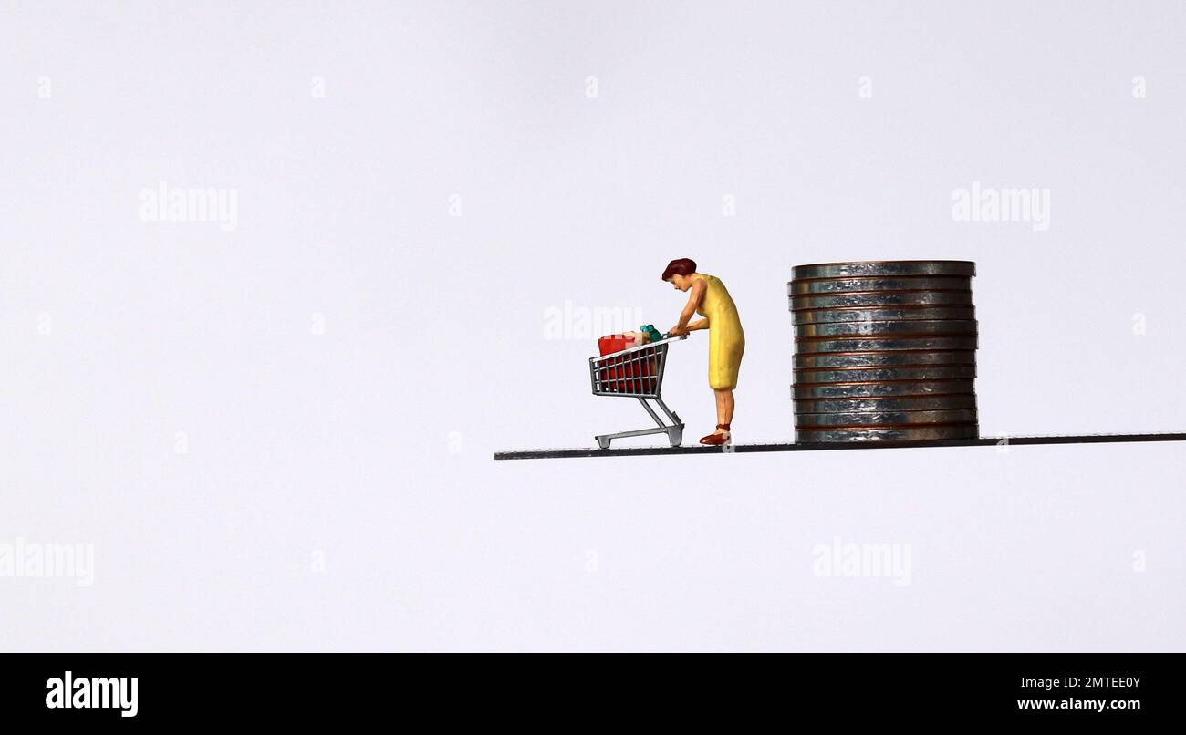 Dragging a cart hi-res stock photography and images - Alamy