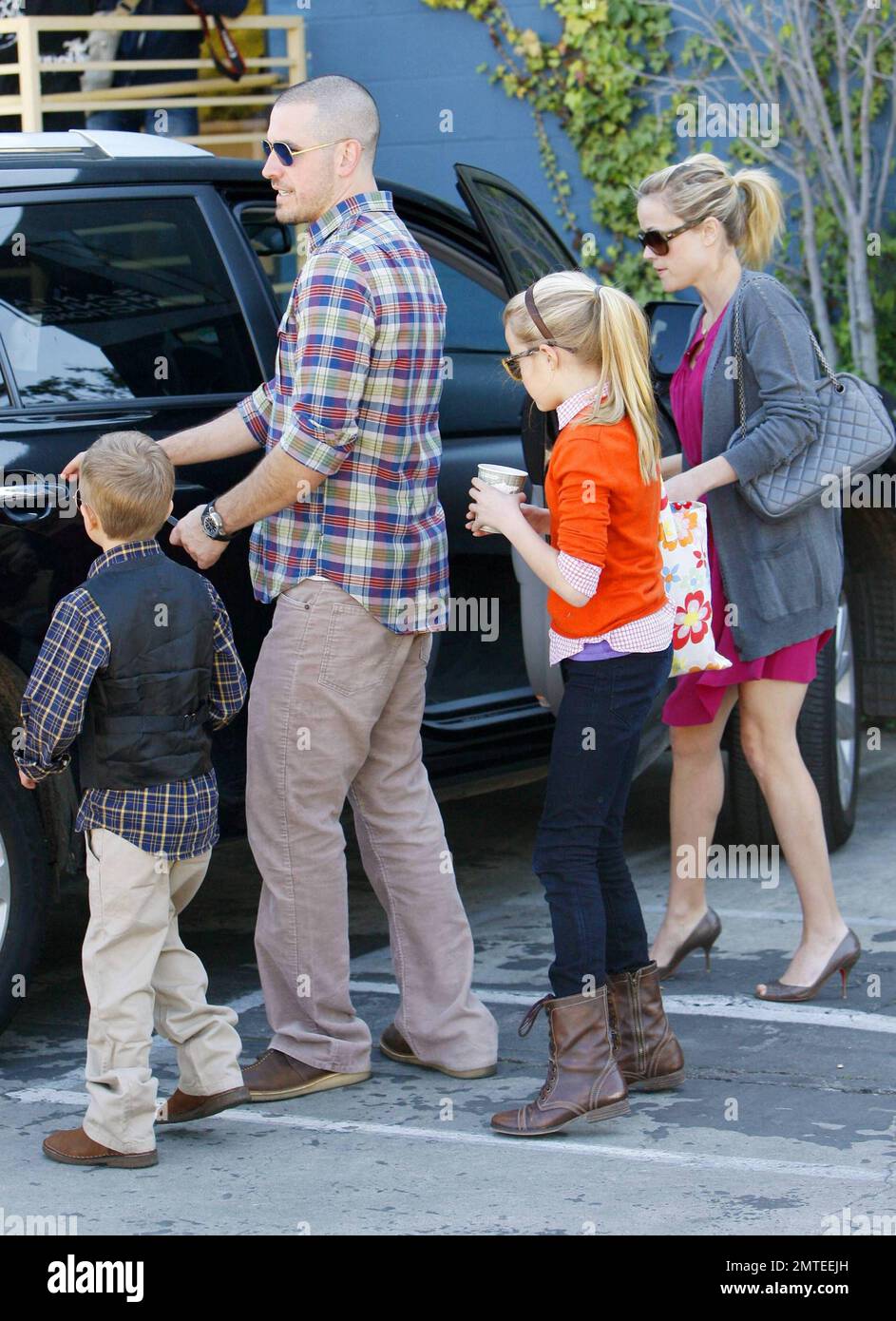 On a beautiful sunny Sunday Reese Witherspoon and fiance Jim Toth take ...