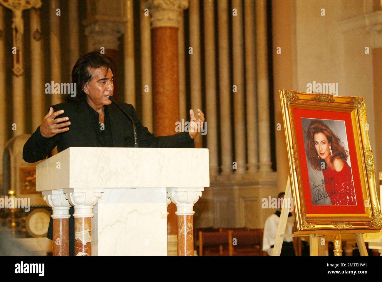 El puma singer hi-res stock photography and images - Alamy