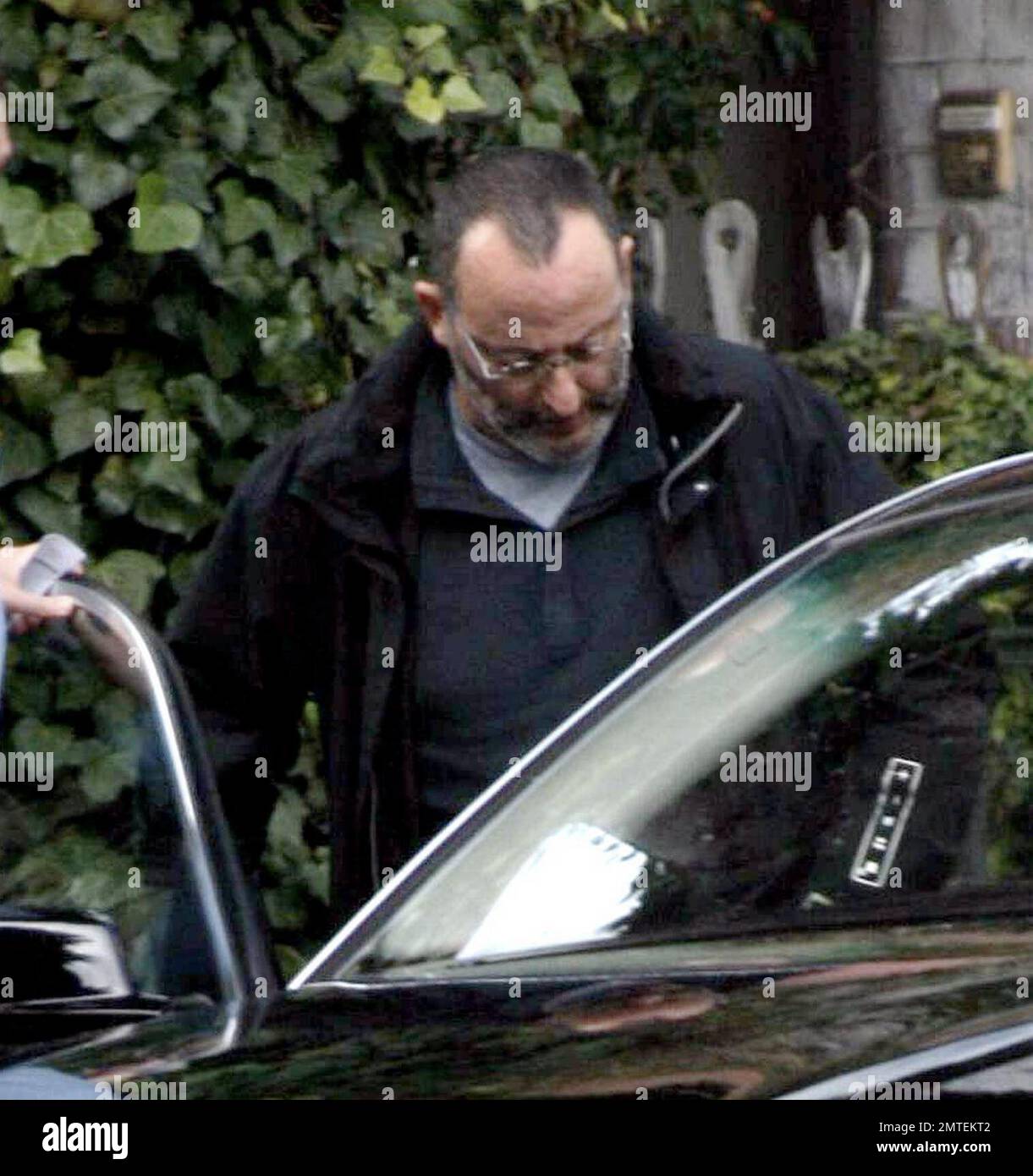 Exclusive!! Jean Reno and his wife Zofia Borucka lunch at the Ivy. Both ...