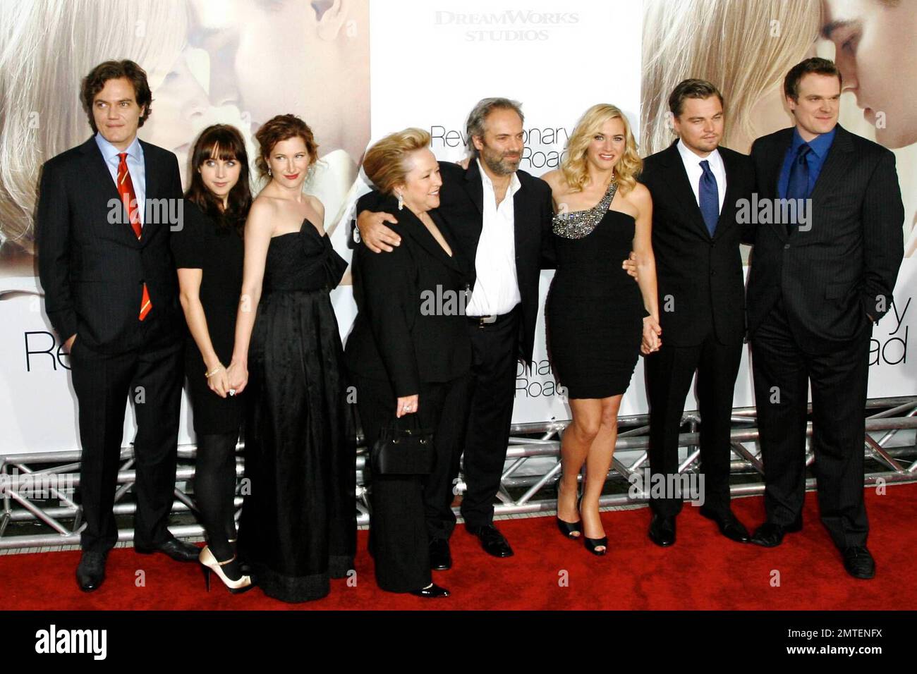 Leonardo DiCaprio, Kate Winslet, Sam Mendes, Kathy Bates, Michael ...