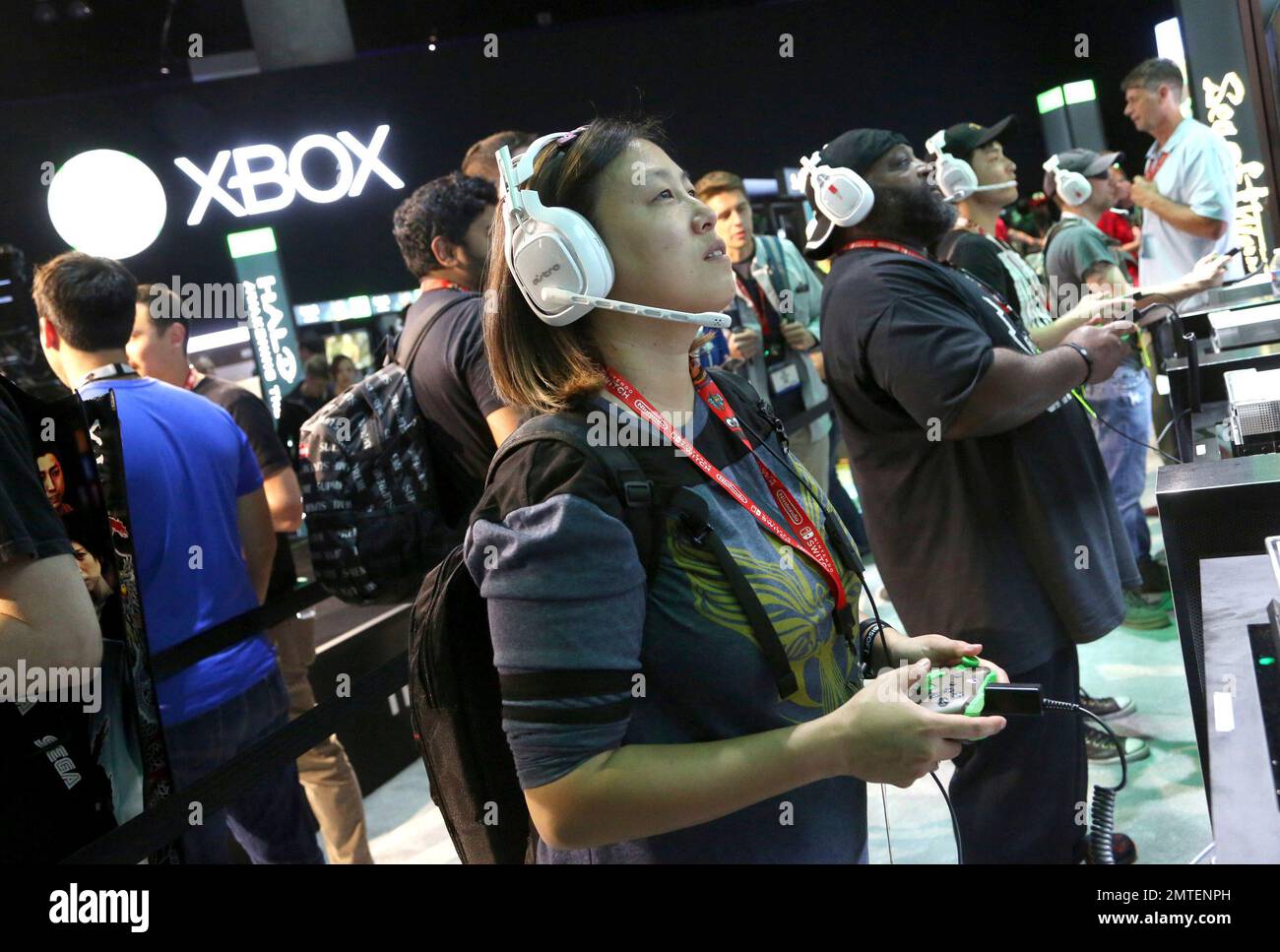 IMAGE DISTRIBUTED FOR MICROSOFT - E3 2017 attendees get their hands on ...