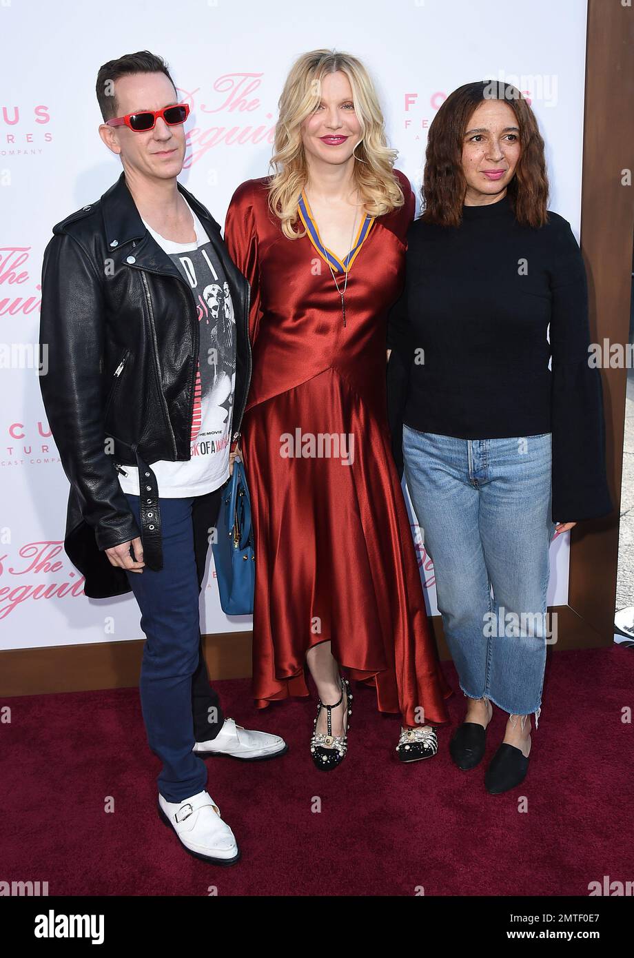 Jeremy Scott, Courtney Love and Maya Rudolph arrive at the premiere of ...