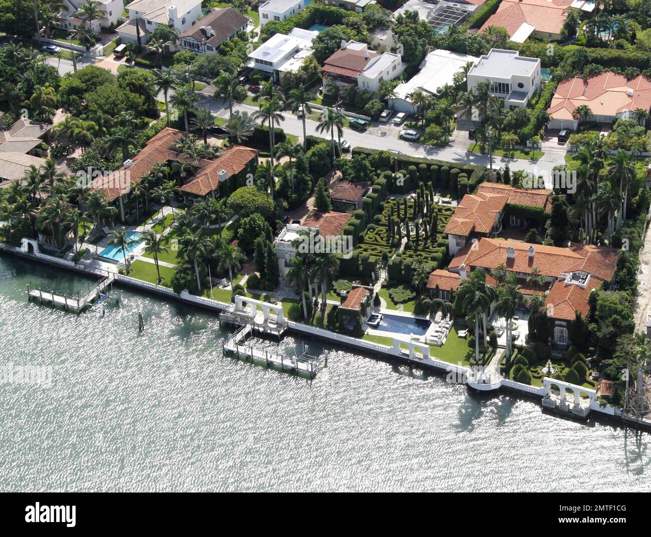 EXCLUSIVE!! These are the homes of J.R. and Loren Ridinger in Miami ...