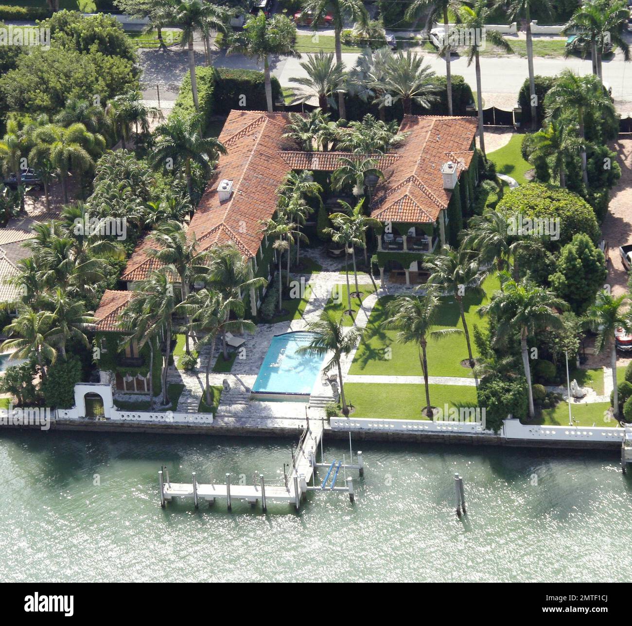 EXCLUSIVE!! These are the homes of J.R. and Loren Ridinger in Miami ...