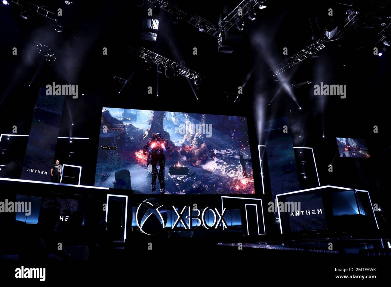 IMAGE DISTRIBUTED FOR MICROSOFT - Electronic Arts and BioWare world premiere their new game ...