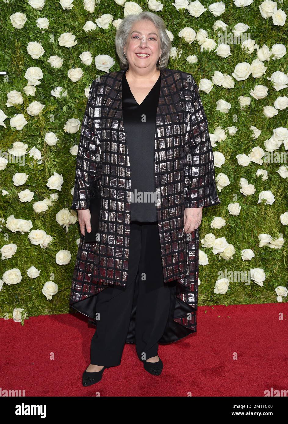Jayne Houdyshell arrives at the 71st annual Tony Awards at Radio City ...