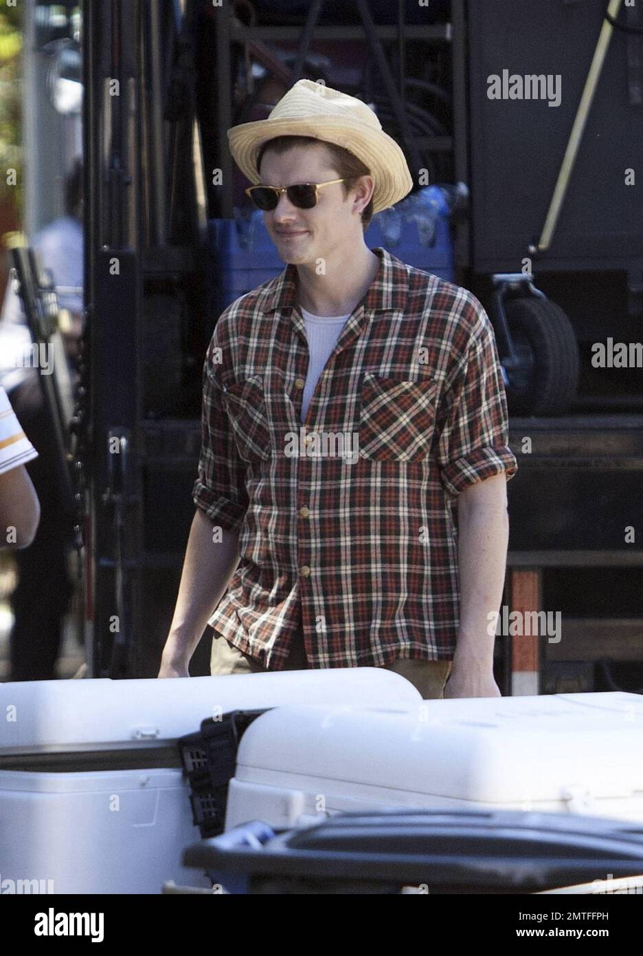 Kristen stewart on the set of hi-res stock photography and images - Alamy