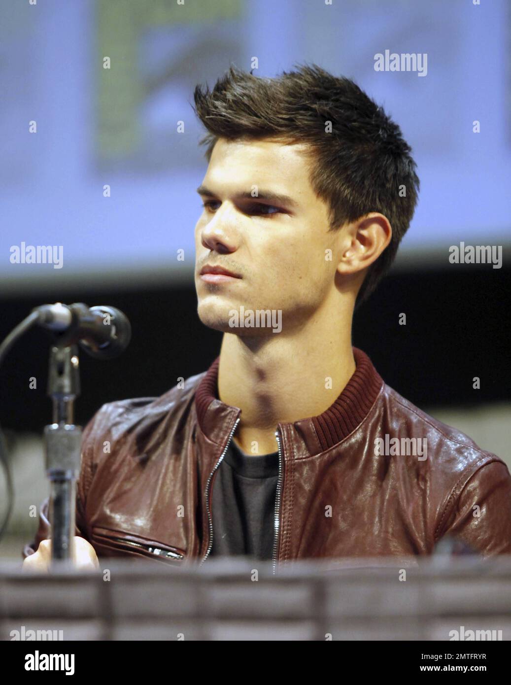 Taylor lautner leather hi-res stock photography and images - Alamy