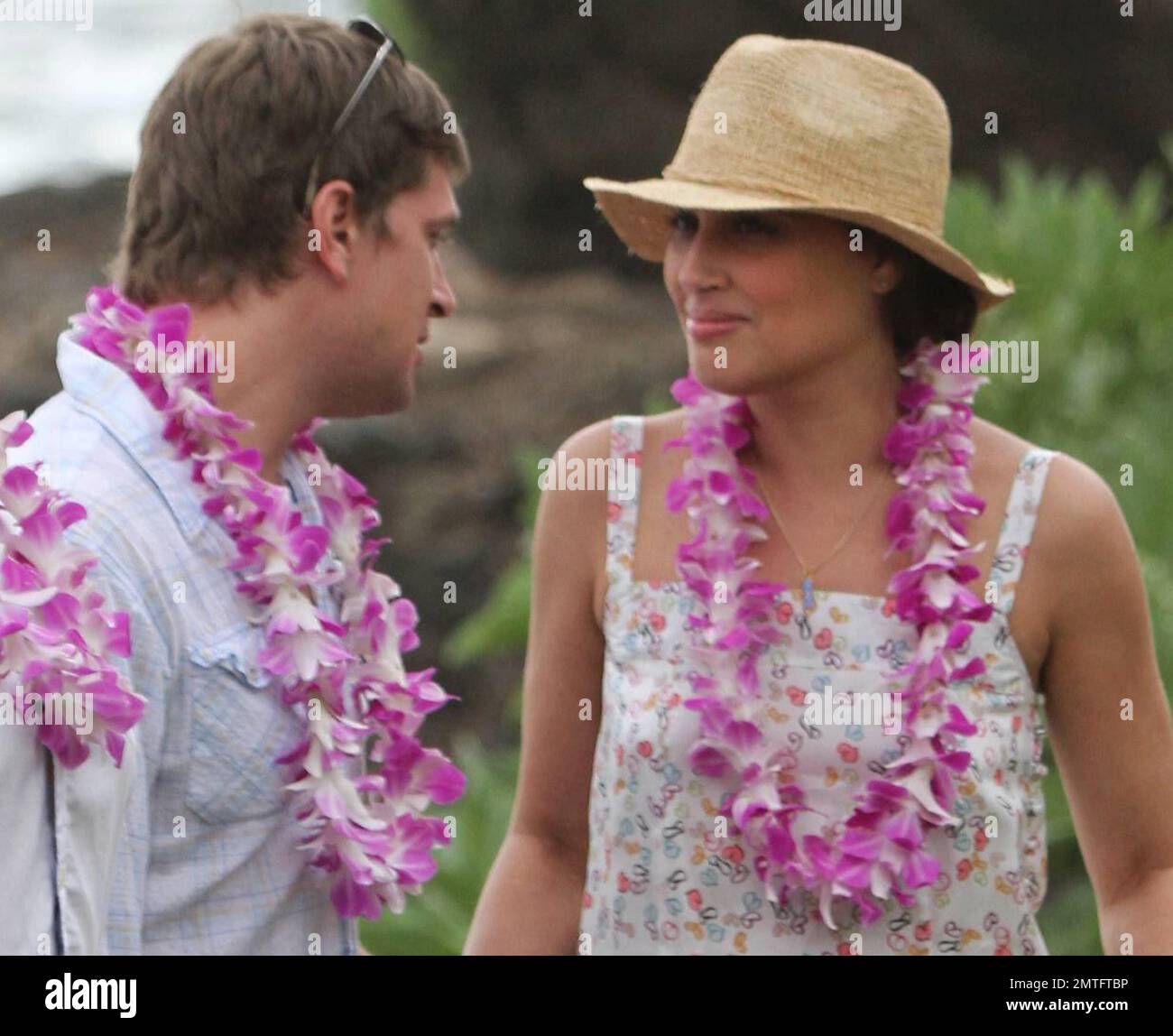 EXCLUSIVE!! - Lead singer of multi-platinum selling band 'Matchbox Twenty,' Rob Thomas and wife ...