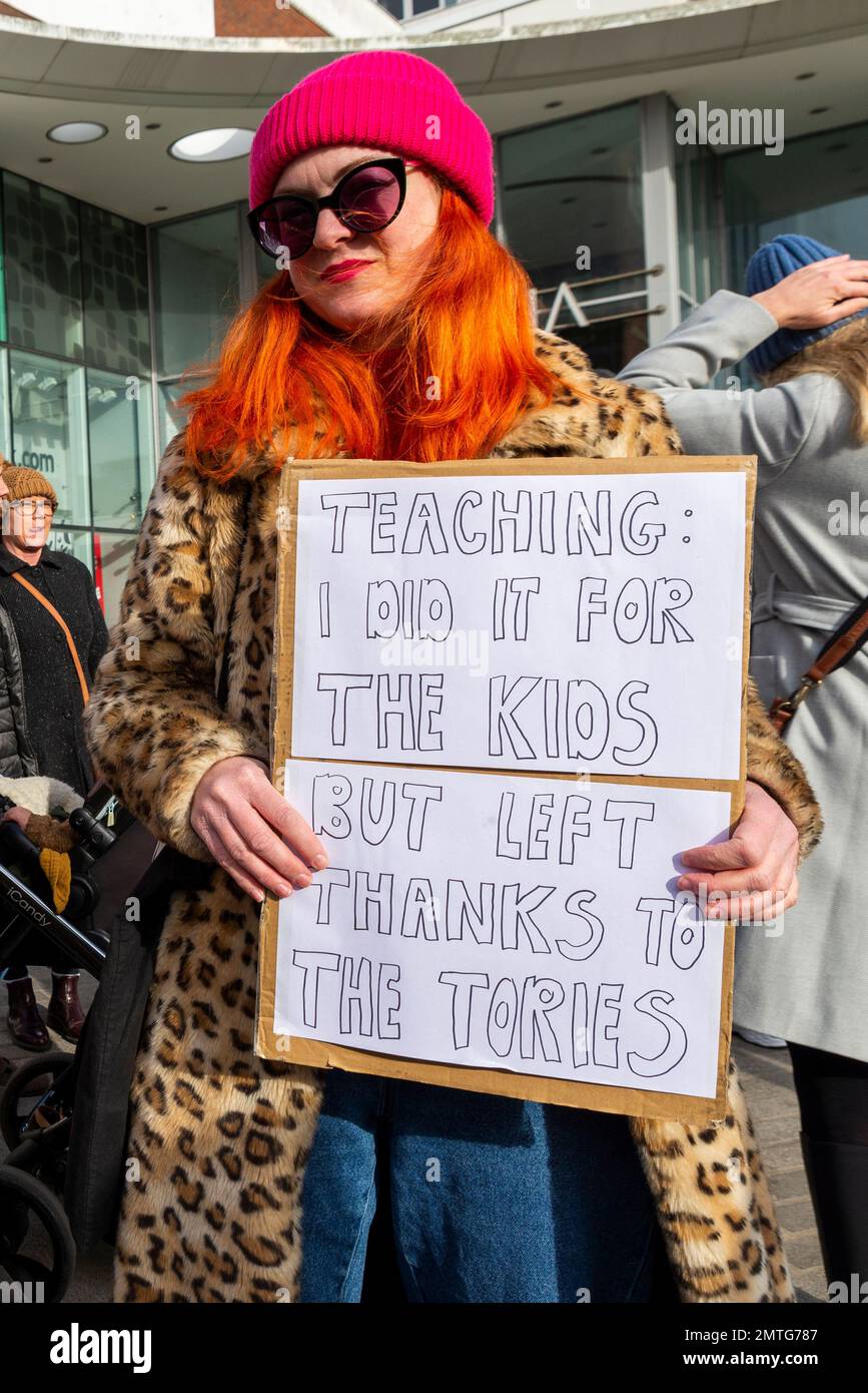 1 february strike teacher hi-res stock photography and images - Alamy