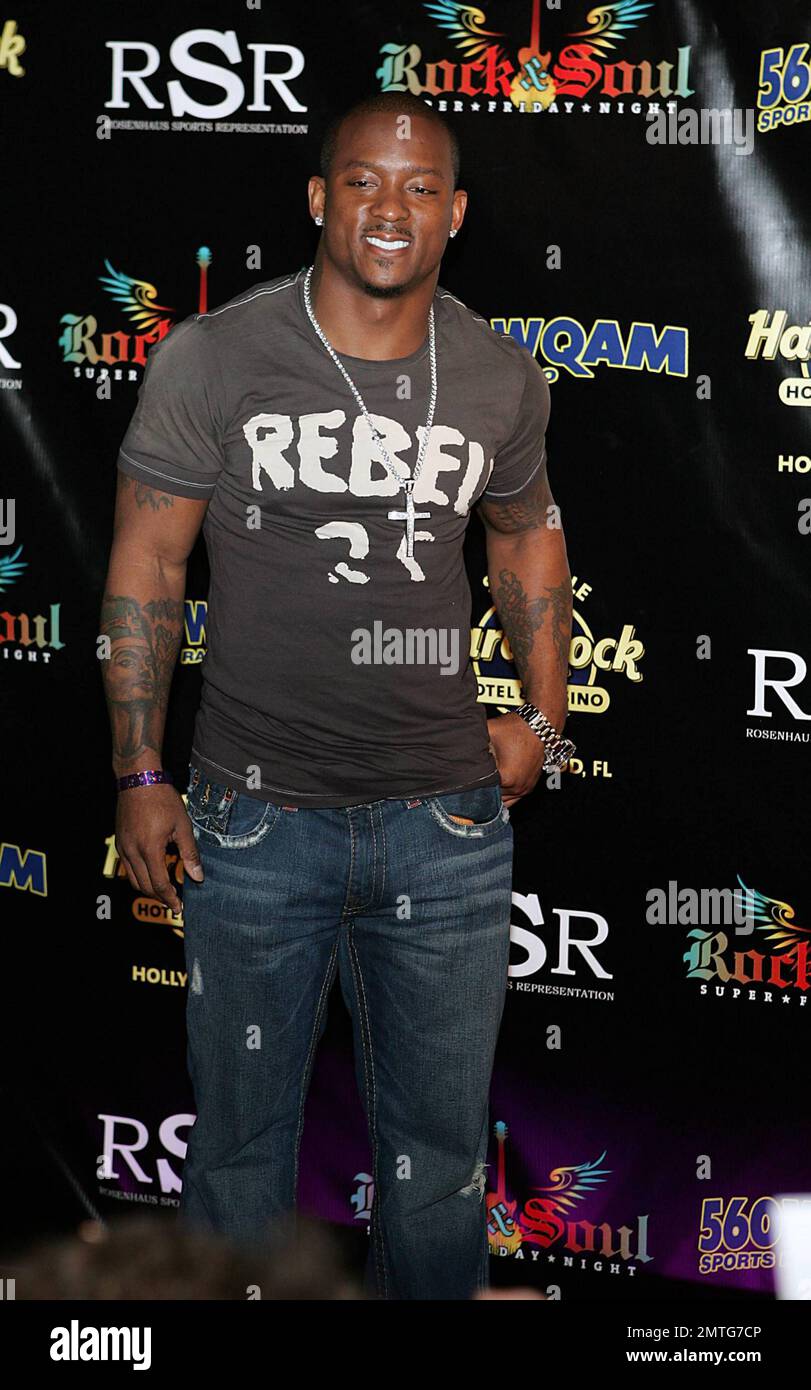 Willis McGahee of the Baltimore Ravens appears on the red carpet prior ...