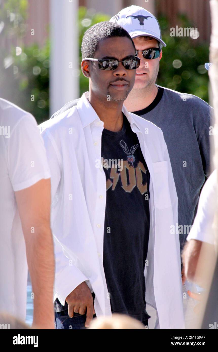"Grown Ups" stars Chris Rock and David Spade hang out poolside at their ...