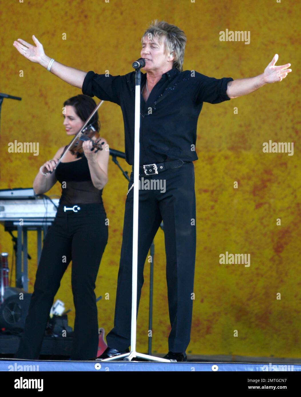 Veteran rocker Rod Stewart performs at the New Orleans Jazz Fest. 4/28 ...