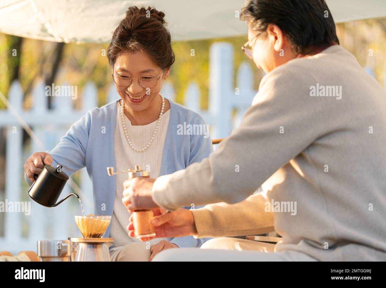 Making tea coffee elderly hi-res stock photography and images - Alamy