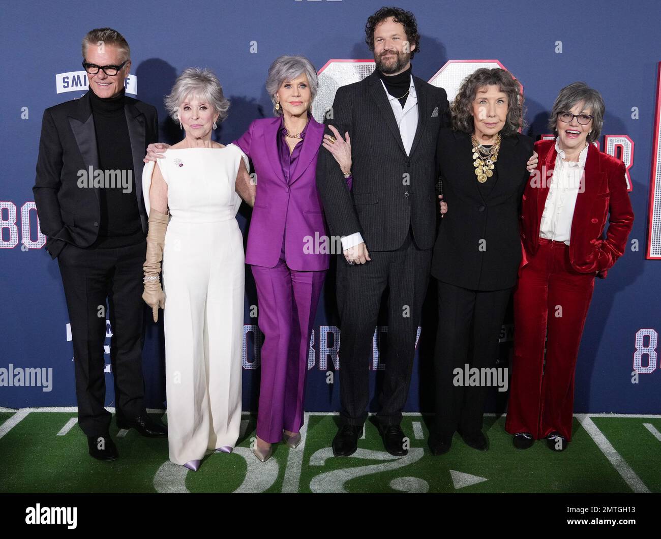 (L-R) Harry Hamlin, Rita Moreno, Jane Fonda, Kyle Marvin, Lily Tomlin ...