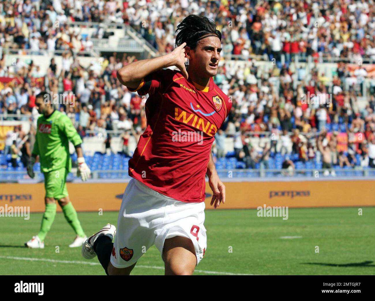 Alberto aquilani hi-res stock photography and images - Alamy