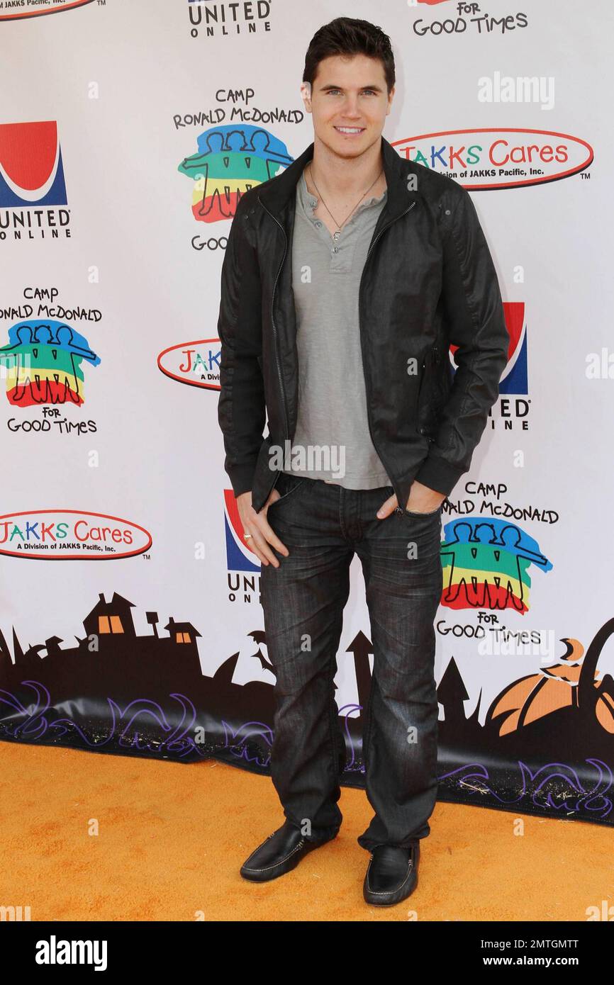 Robbie Amell at the 18th Annual Camp Ronald McDonald's Halloween ...