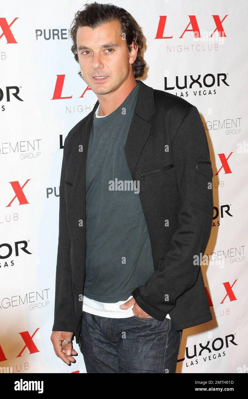 Former Bush frontman Gavin Rossdale hosts an evening inside LAX ...